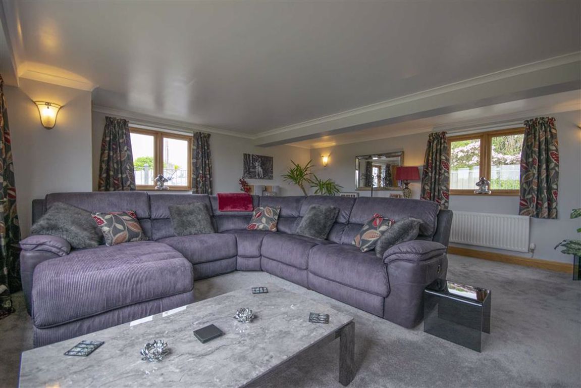 Minffordd, Llangyniew, Welshpool, SY21 0JT | Estate Agents & Auctioneers